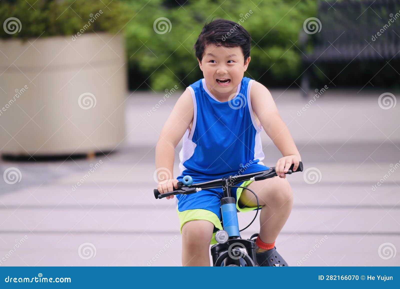 Happy Boy Ride on a Bicycle Stock Photo - Image of bike, recreation ...
