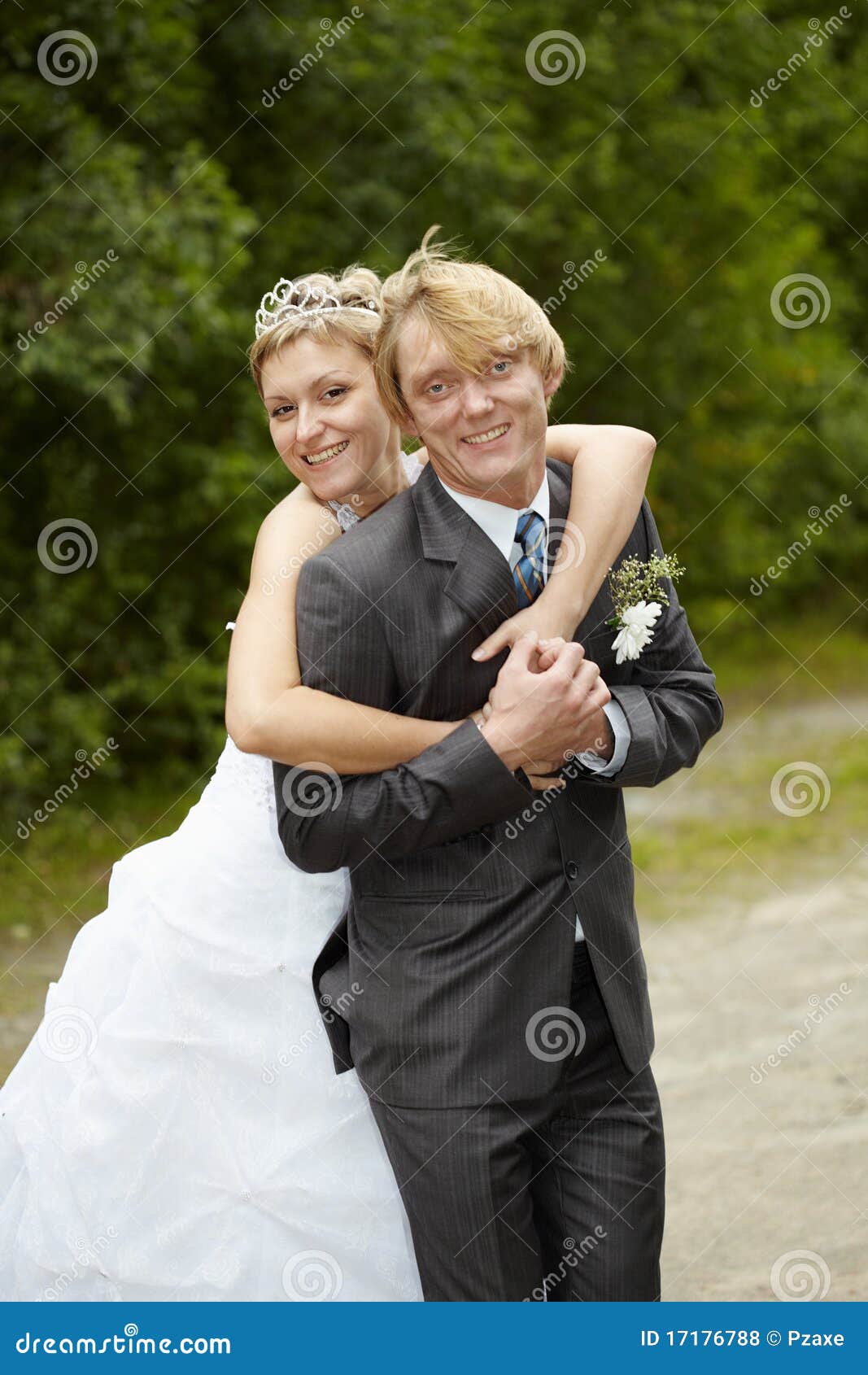 Happy bride and groom stock photo. Image of happy, holiday - 17176788