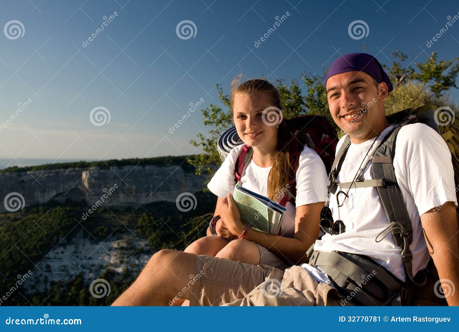 Happy couple of tourist stock image. Image of rock, activity - 32770781