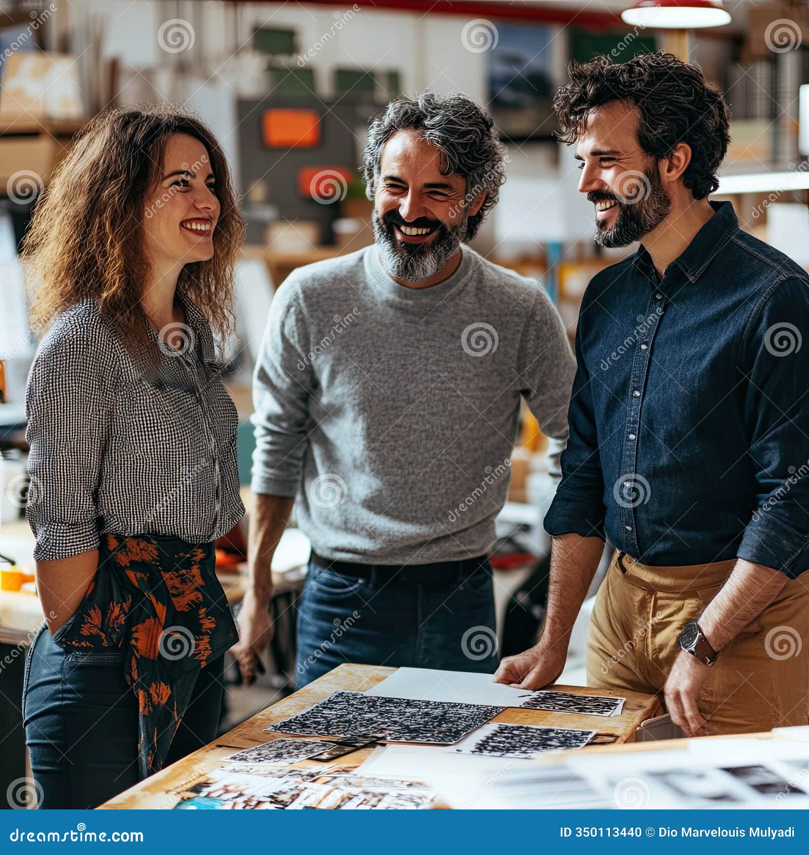 Happy Creative Team Collaboration Meeting Stock Illustration ...