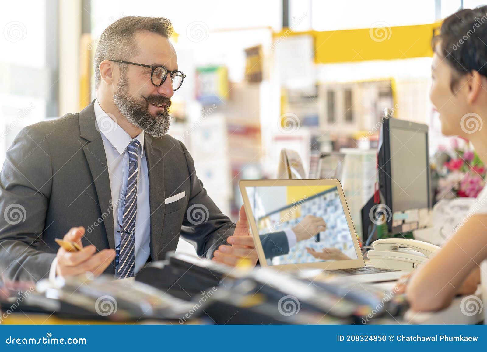 Happy Customer Talking To the Customer Service Stock Photo - Image of ...