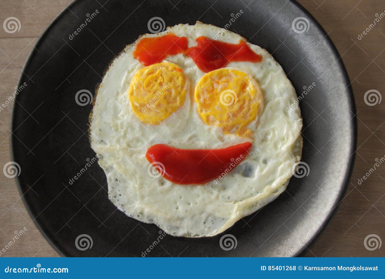 Smiling Fried Fish Stock Photo | CartoonDealer.com #171163710