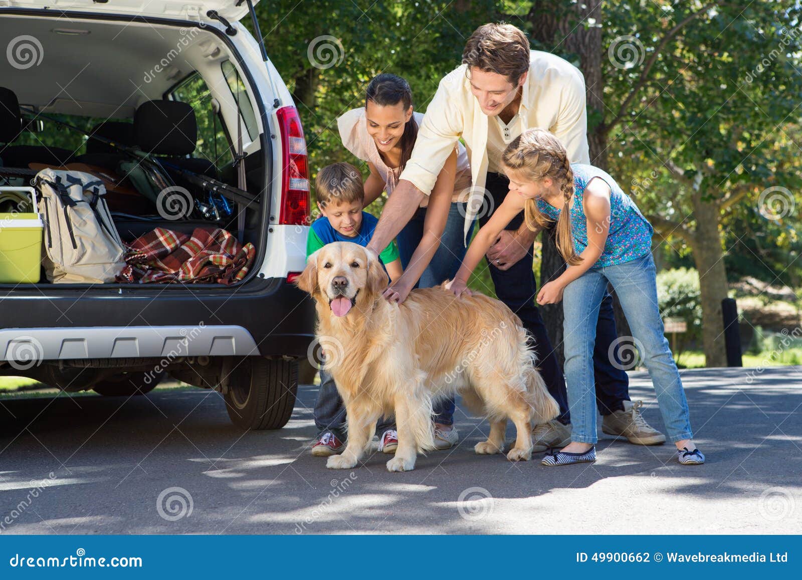 Happy Family Getting Ready for Road Trip Stock Photo - Image of happy ...