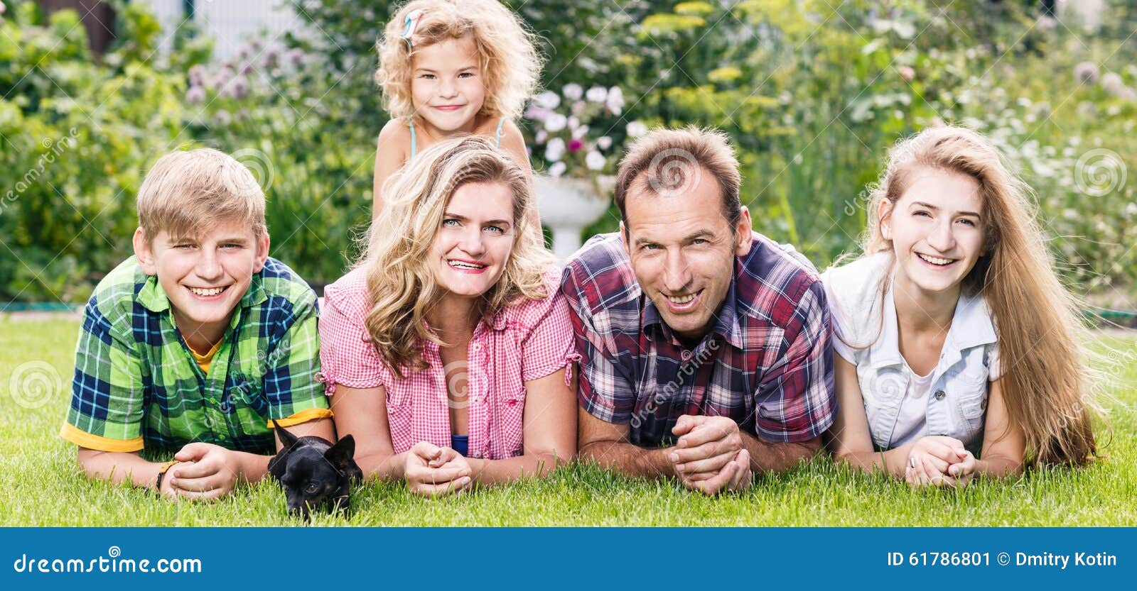 Happy Family Having Weekend in Summer Park Stock Image - Image of kids ...