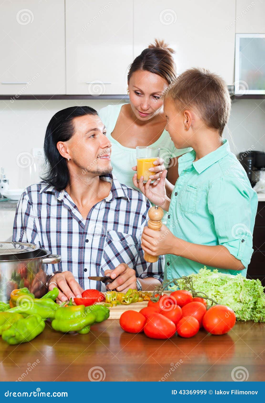 Happy family in kitchen stock image. Image of healthy - 43369999