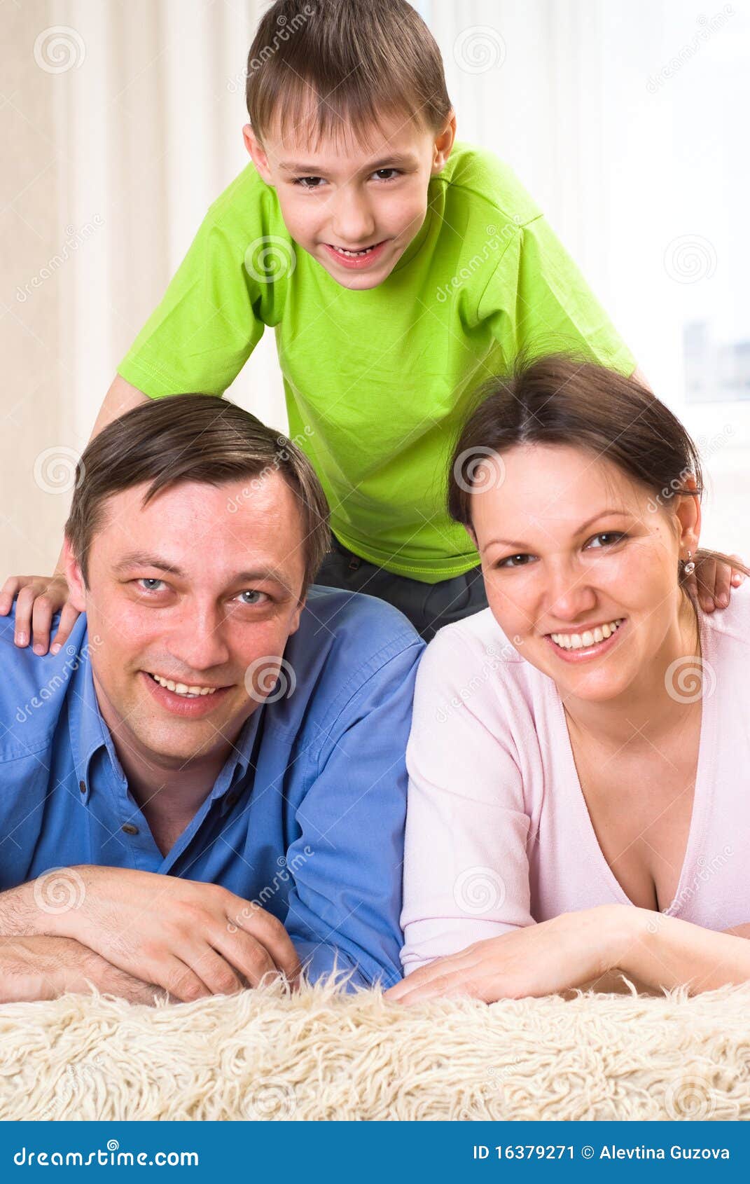 Happy family three stock image. Image of hand, adult - 16379271