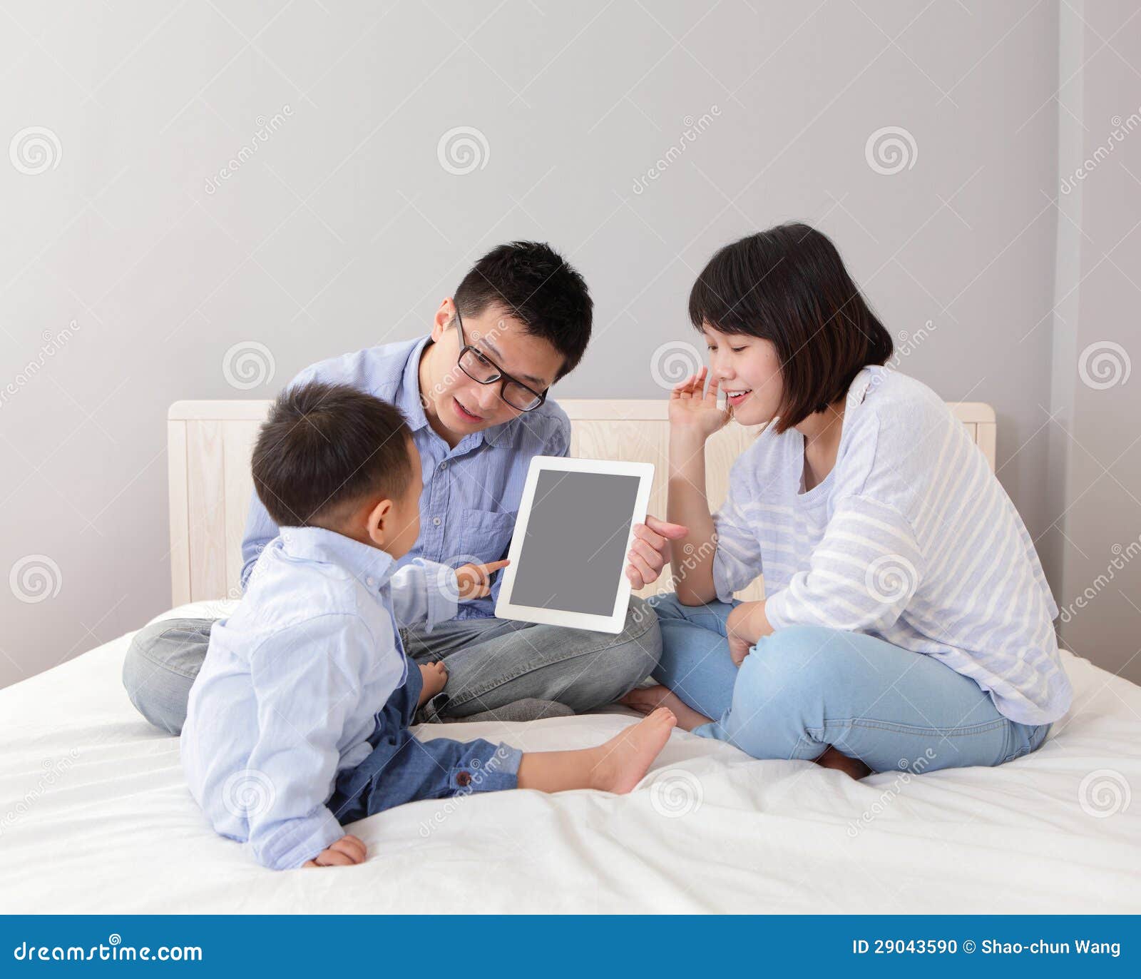 Happy Family Using Tablet Pc Stock Photo - Image of internet, family ...