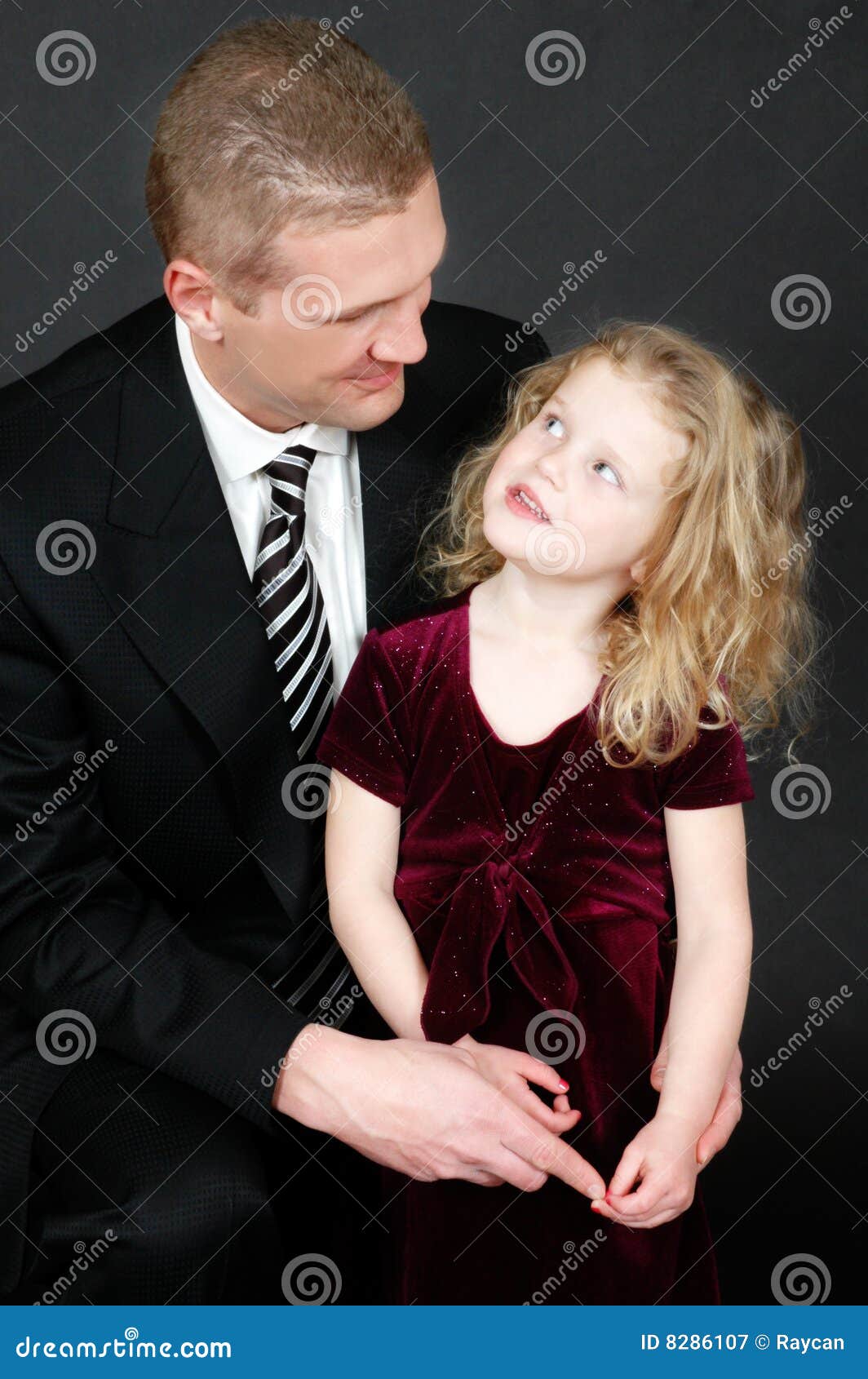 Inquisitive Daughter Asking Her Father Many Questions About Human Body ...