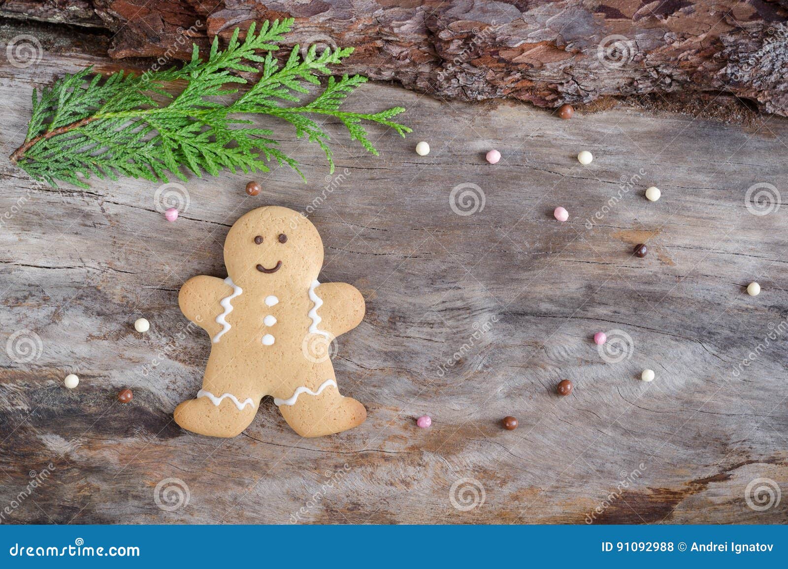 Happy Gingerbread People on Aged Wood Stock Photo - Image of decoration ...