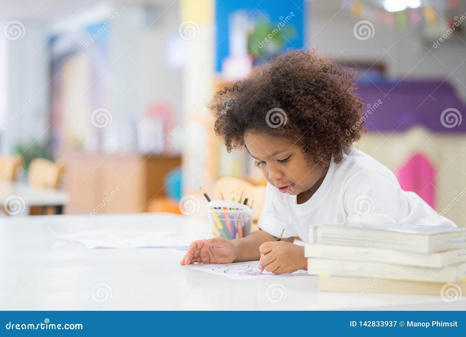 Happy Girls are Painting in Library Stock Image - Image of little ...