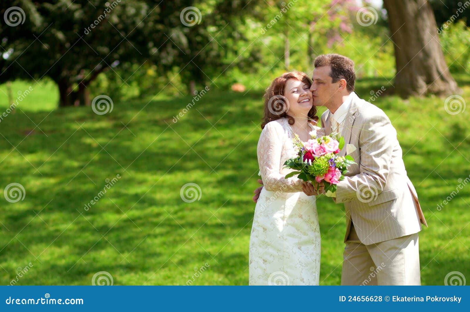 Happy Just Married Couple Kissing Stock Photo - Image of beauty ...