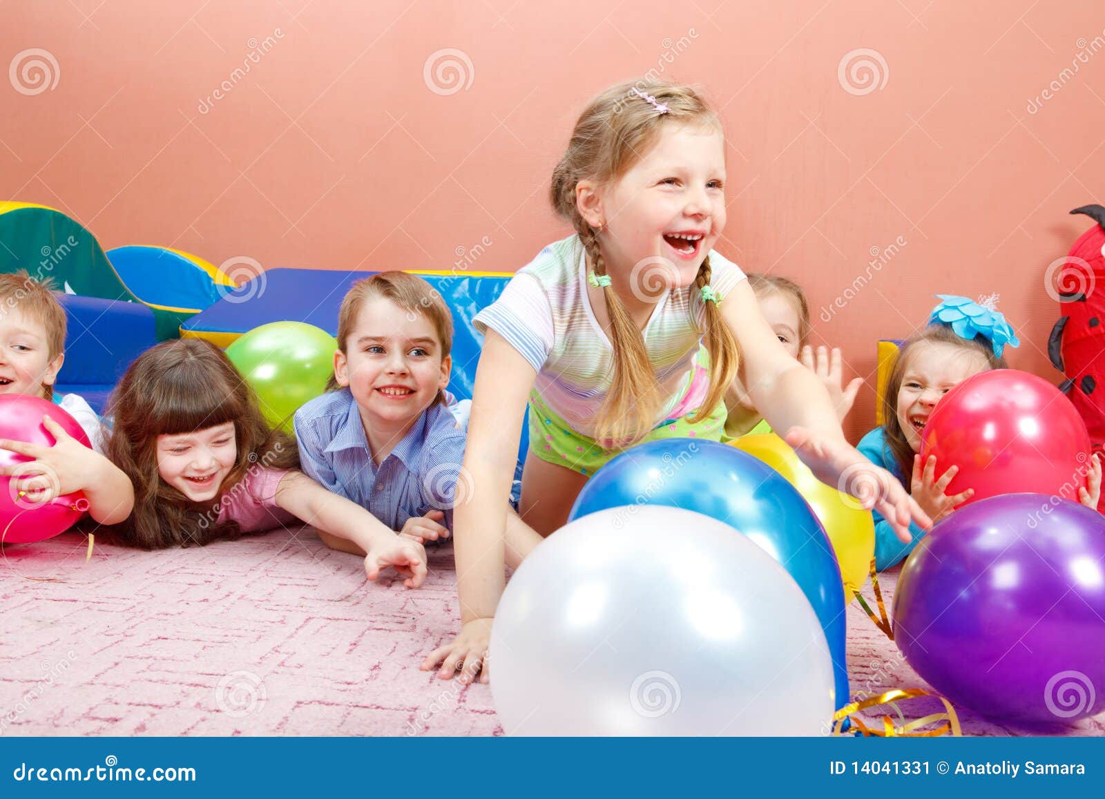 Happy kids playing stock image. Image of human, holiday - 14041331