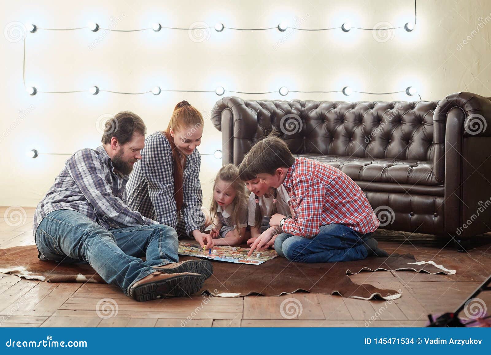 Happy Large Family Playing Board Game. Stock Photo - Image of ...