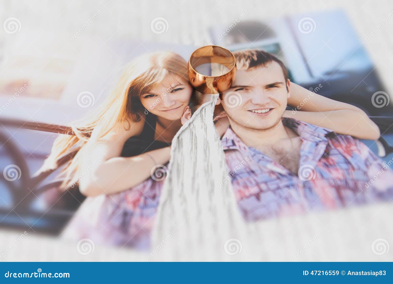 Happy Love Comes To the End Sometimes Stock Image - Image of broken ...