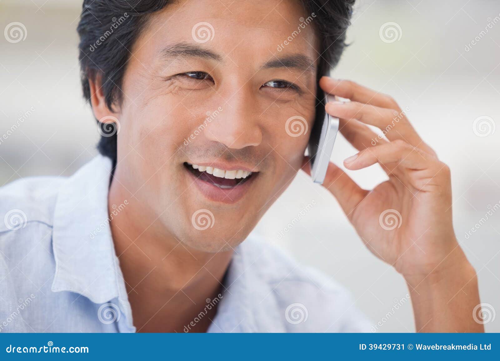 Happy man on a phone call stock image. Image of dark - 39429731