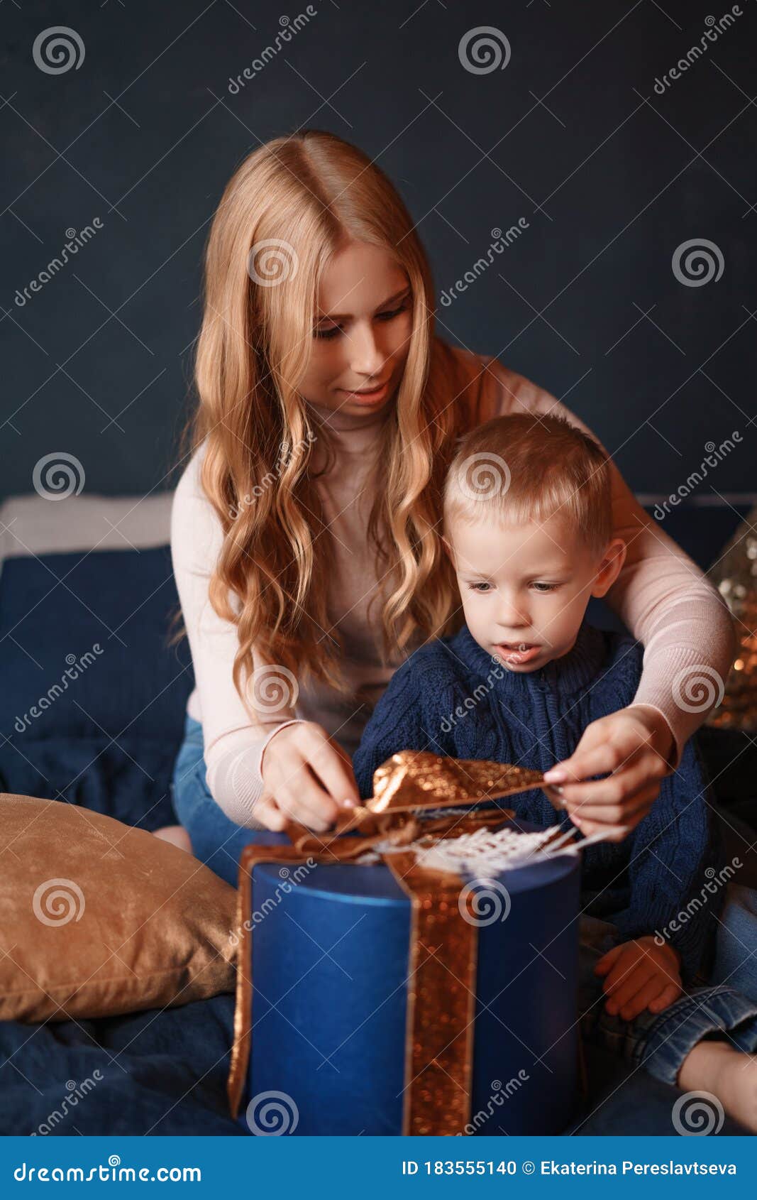 Happy Mother and Son Open the Gift Box Stock Photo - Image of love ...