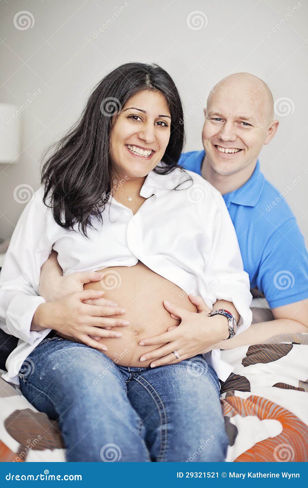 Happy pregnant couple stock image. Image of baby, couple - 29321521