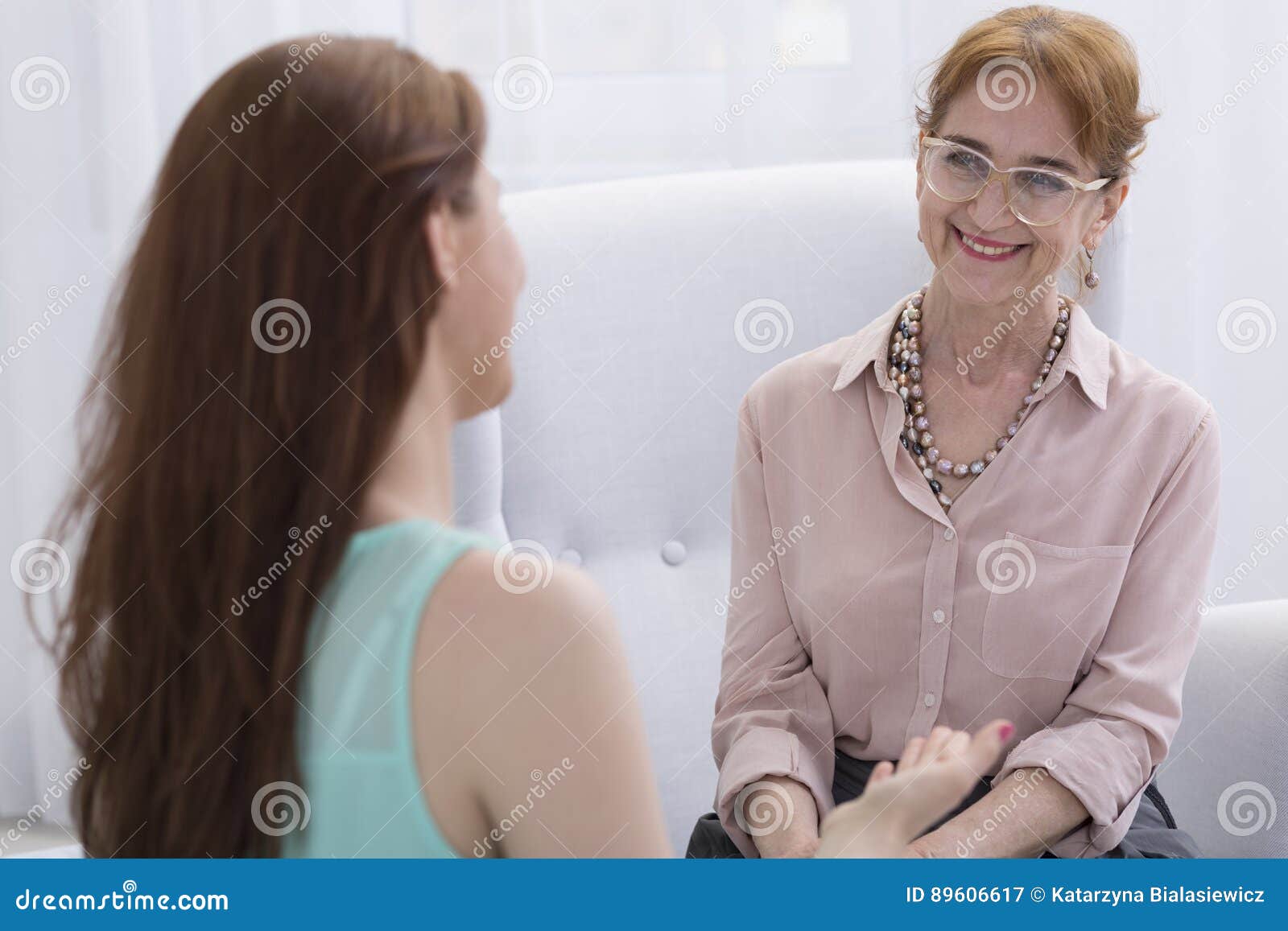 Happy Psychologist with Patient Stock Image - Image of life, discussion ...