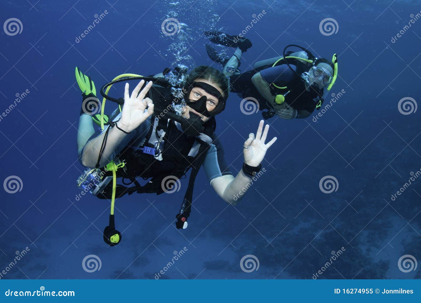 Happy scuba divers stock image. Image of beauty, deep - 16274955