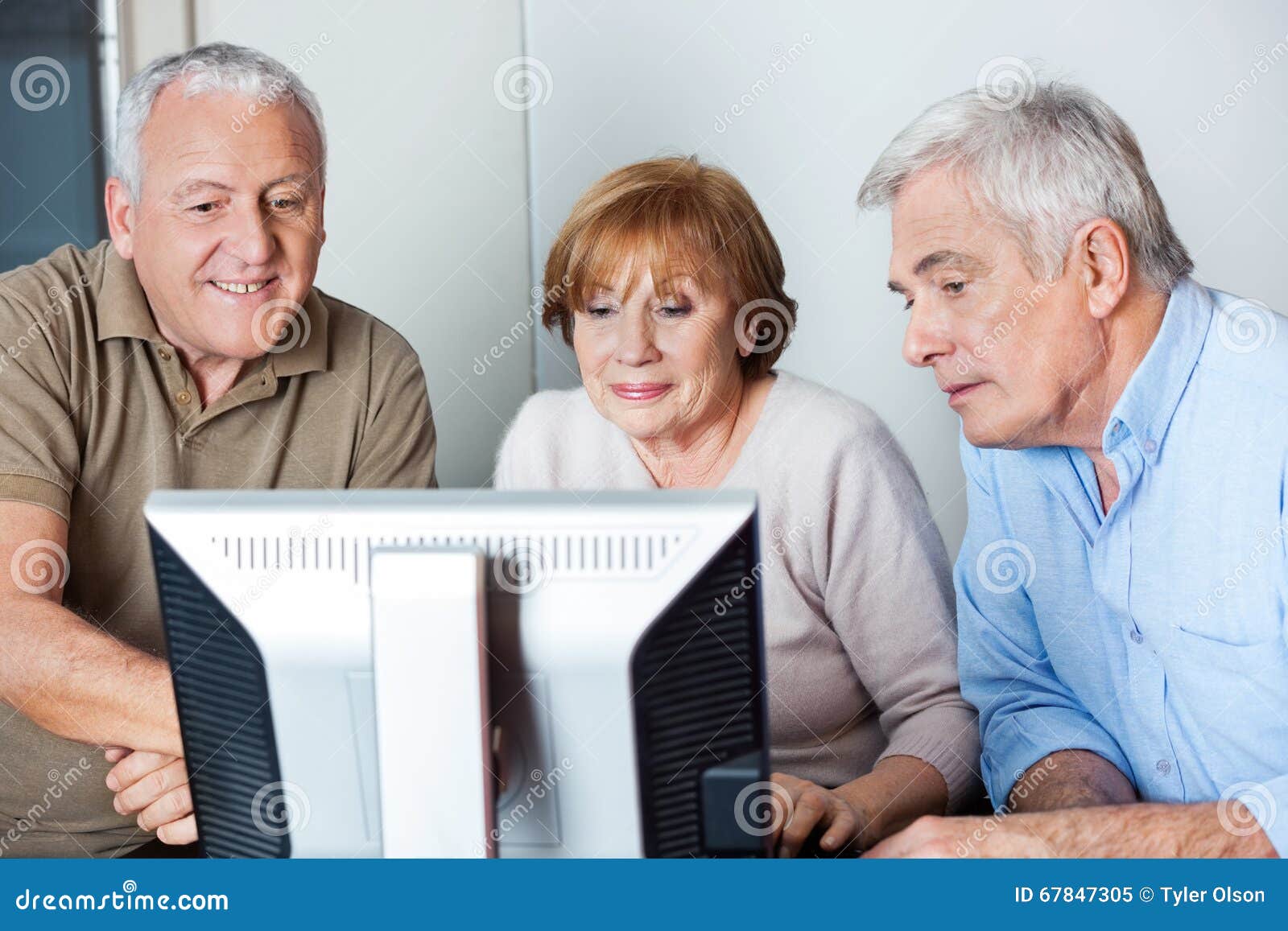 Happy Senior People Using Computer in Classroom Stock Image - Image of ...