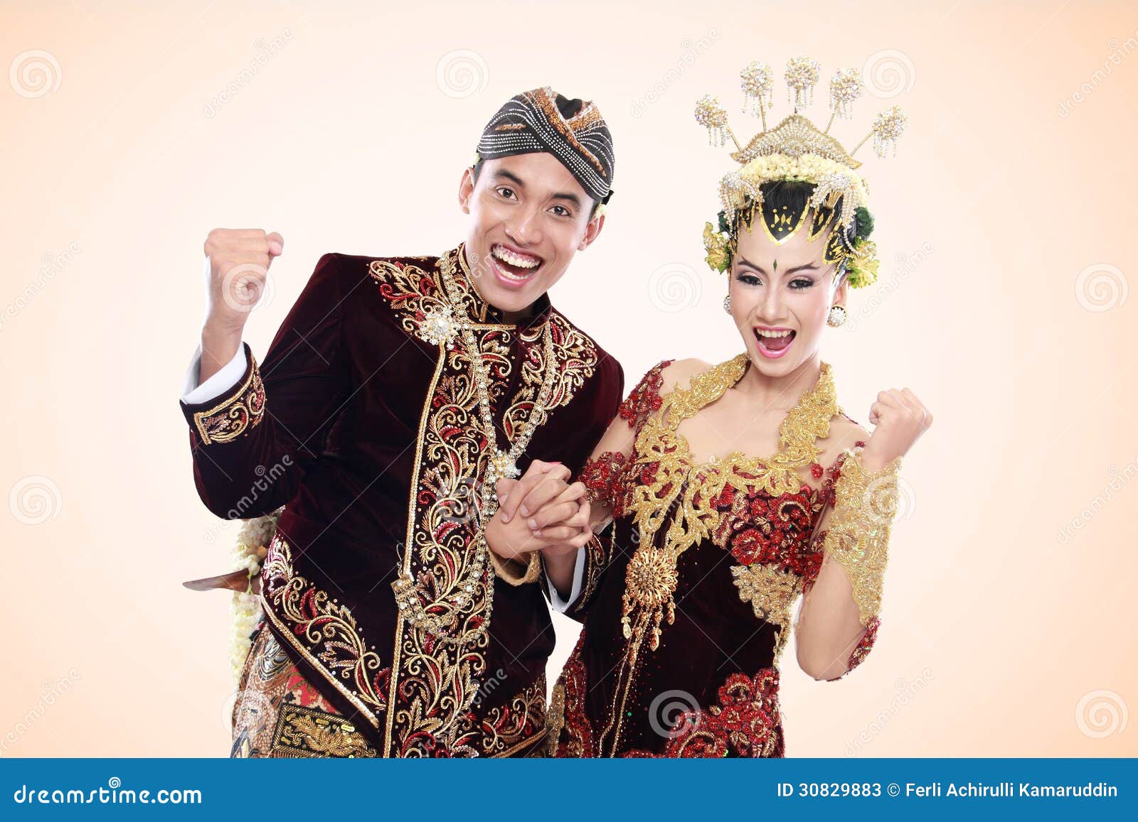 Happy Traditional Java Wedding Couple Stock Image - Image of jawa ...