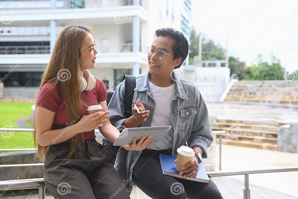 Happy University Student in a Friendly Conversation and Drinking Coffee ...