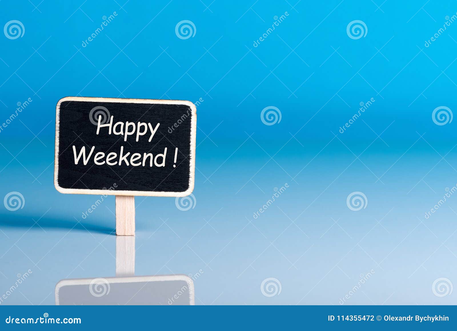 Happy Weekend Words on Little Tag at Blue Background with Empty Space ...