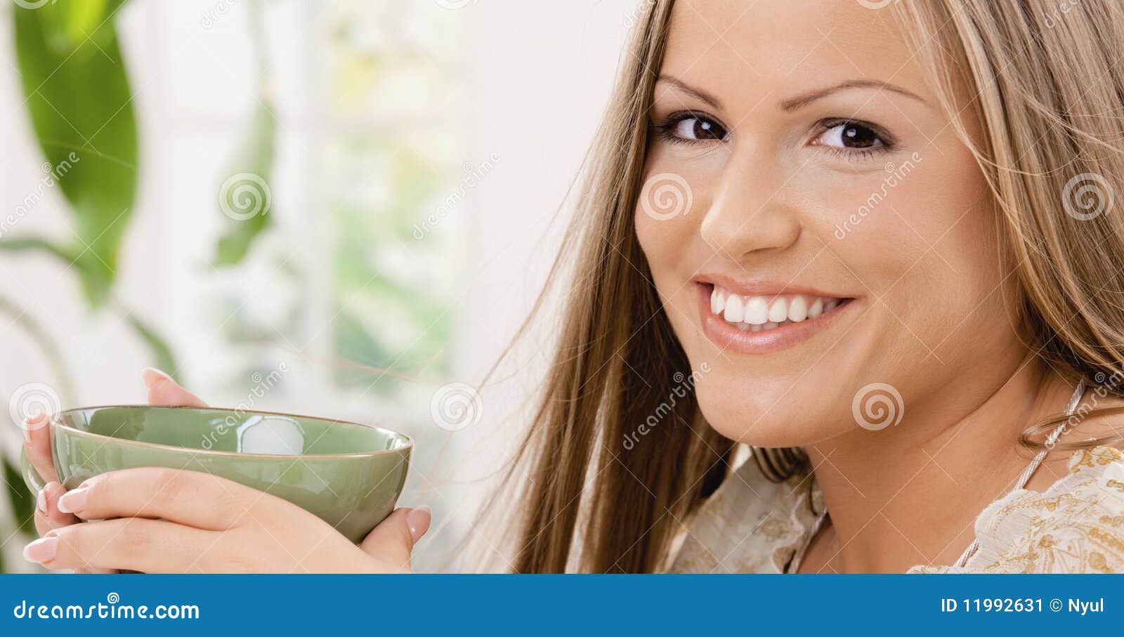 Happy Woman Holding Tea Cup Stock Image - Image of adult, glamor: 11992631