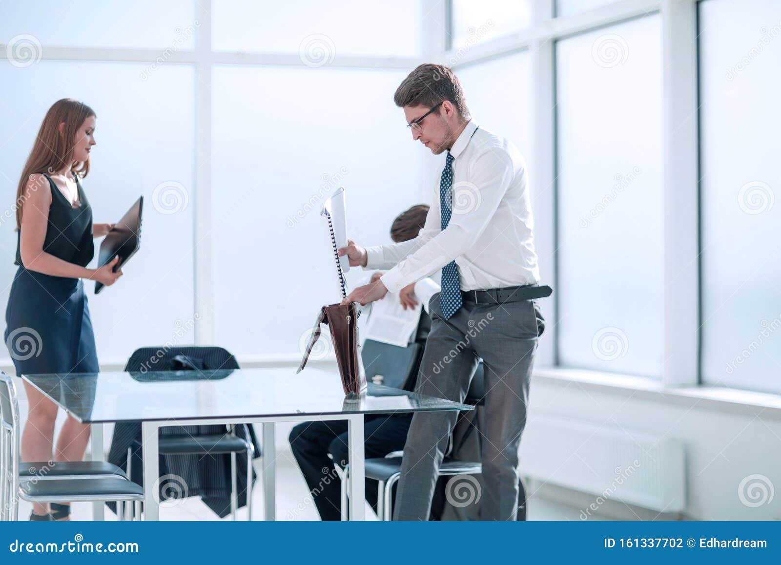 Happy Young Employees at the End of the Working Day in the Office Stock ...