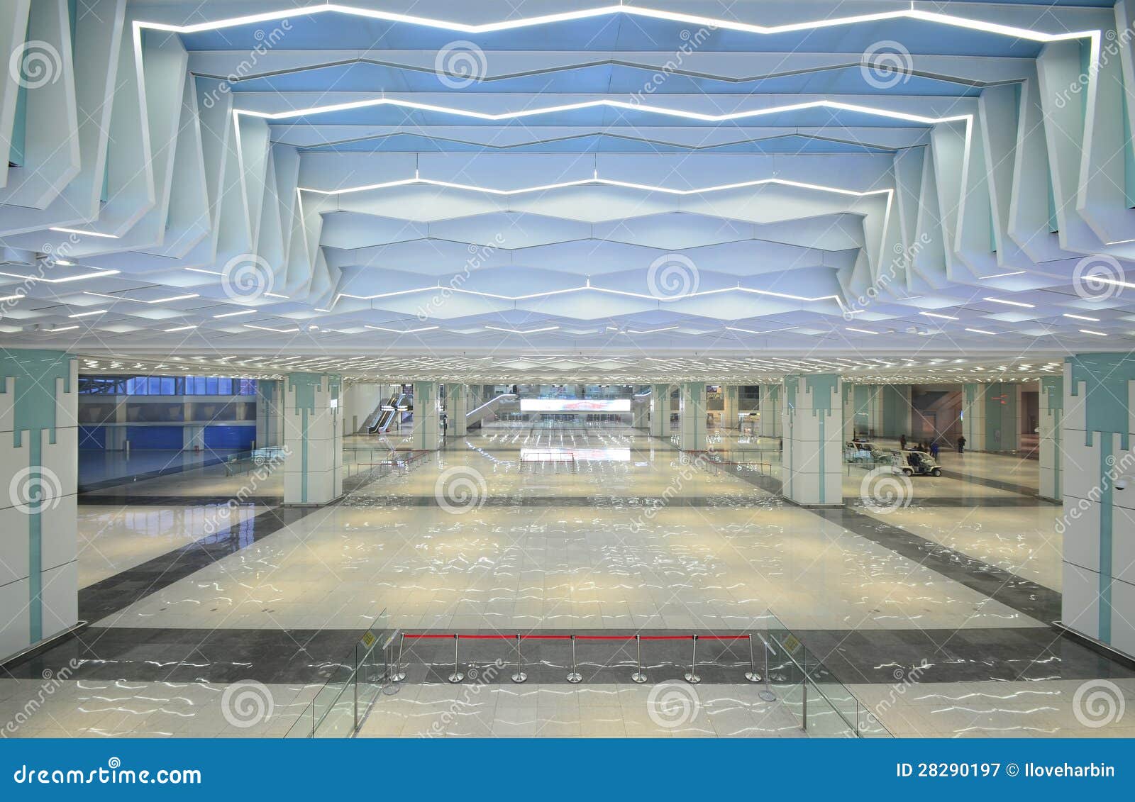 Harbin West Railway Station Stock Image - Image of passenger, hall ...