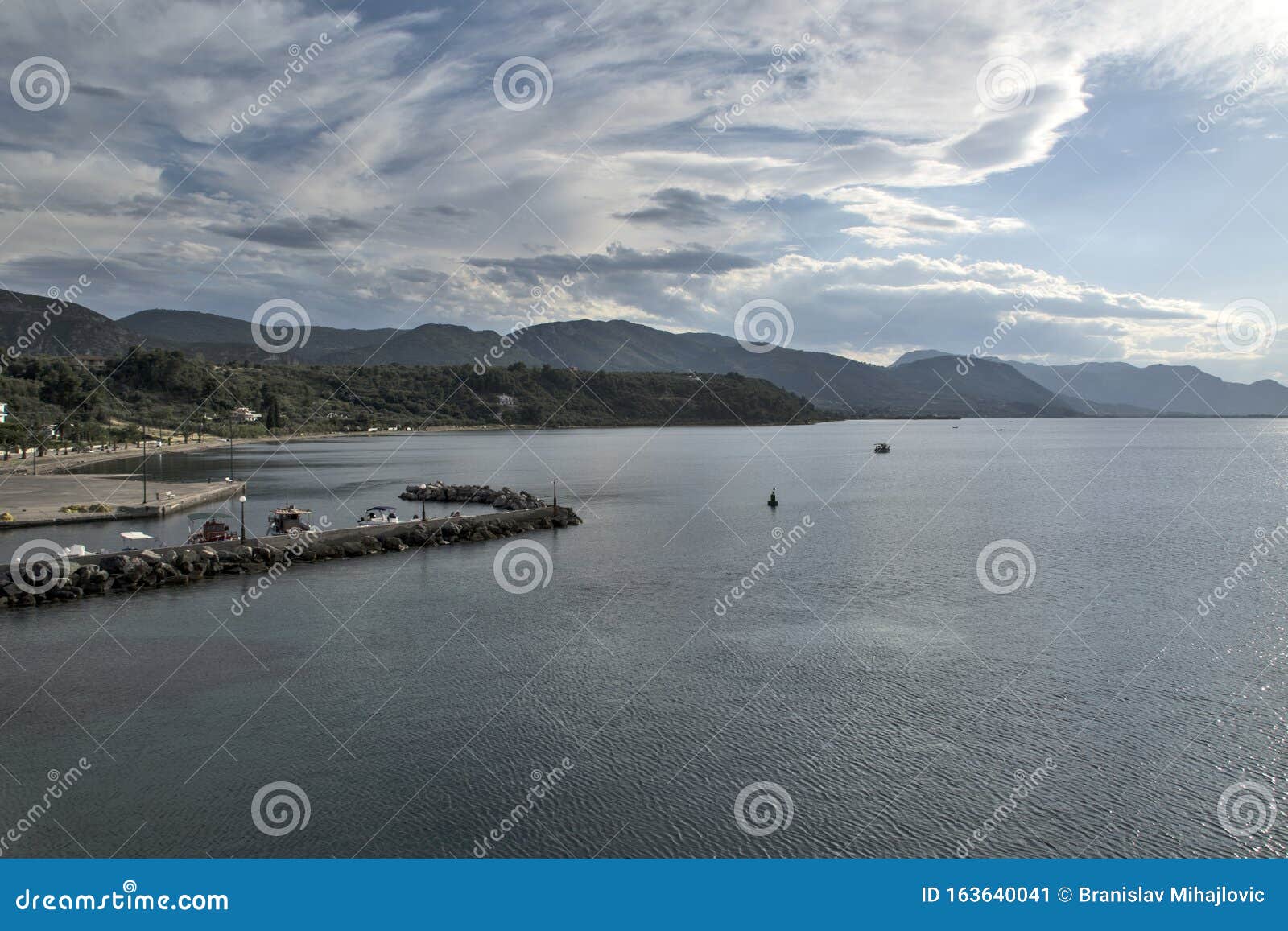 Harbor in Arkitsa editorial photo. Image of white, blue - 163640041
