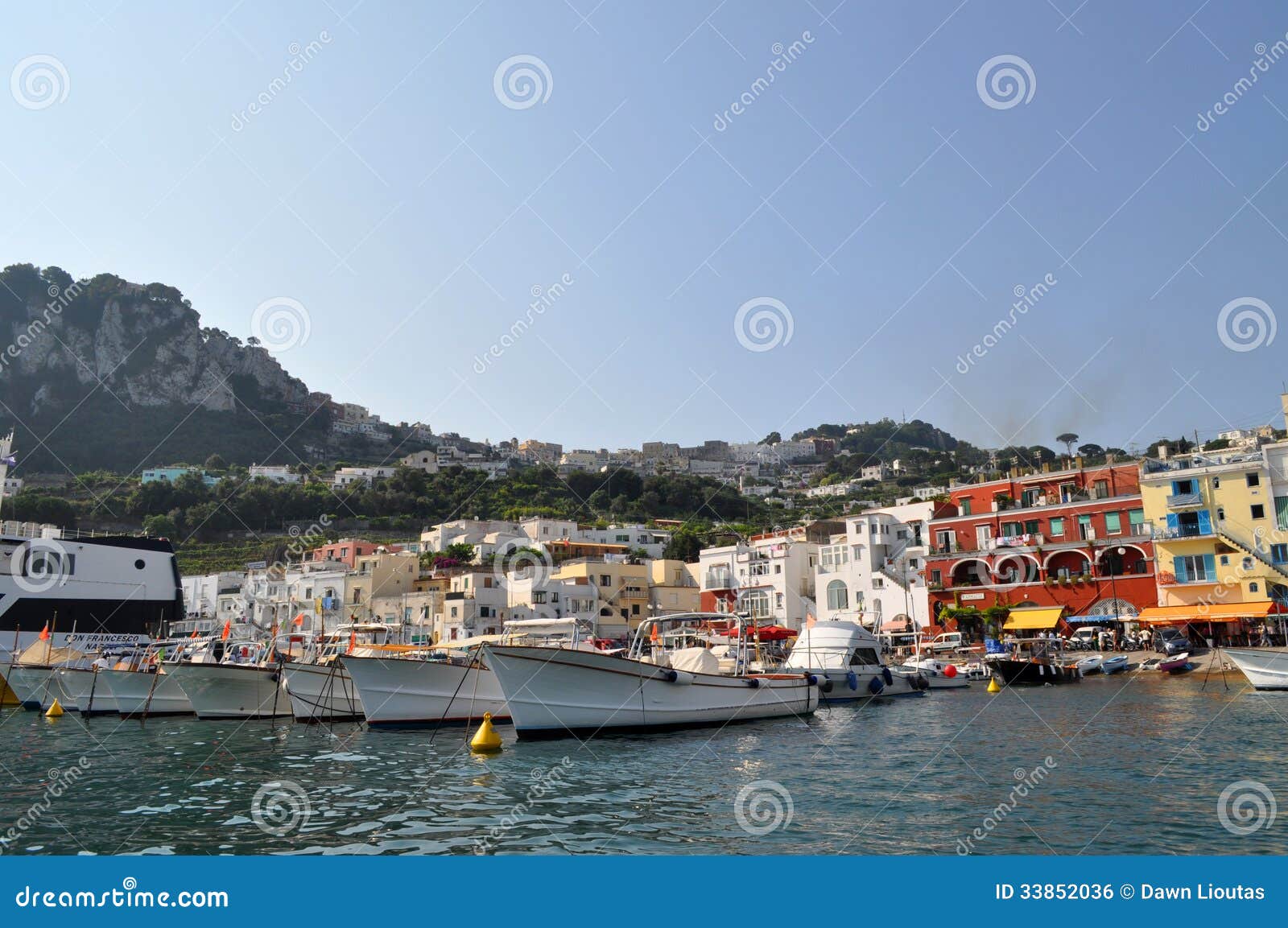 Harbor in Capri, Italy editorial photo. Image of harbor - 33852036