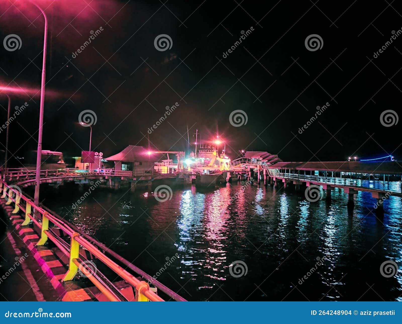 The Harbor Looks so Beautiful at Night, with the Lighting it Looks so ...