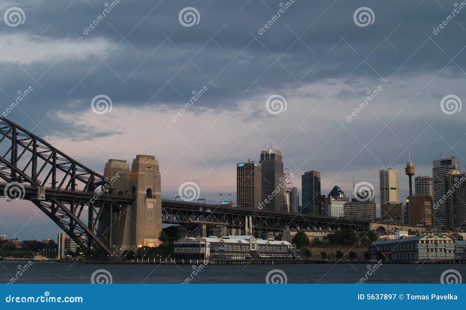 Harbour Bridge Picture. Image: 5637897
