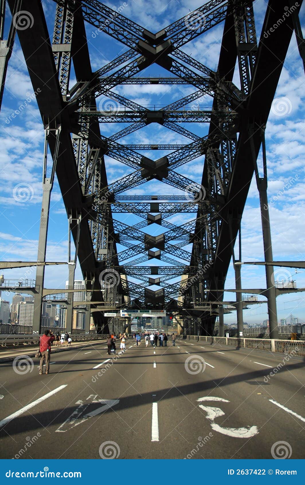 Harbour Bridge marathon stock photo. Image of crowd, race - 2637422