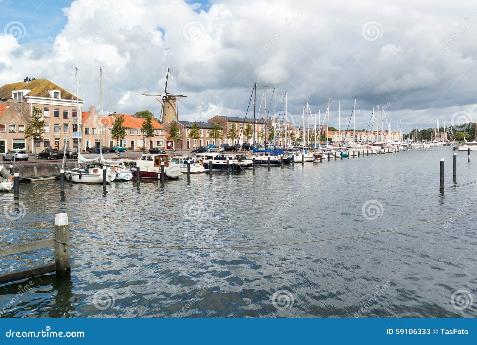 Harbour of Hellevoetsluis, Netherlands Editorial Stock Photo - Image of ...