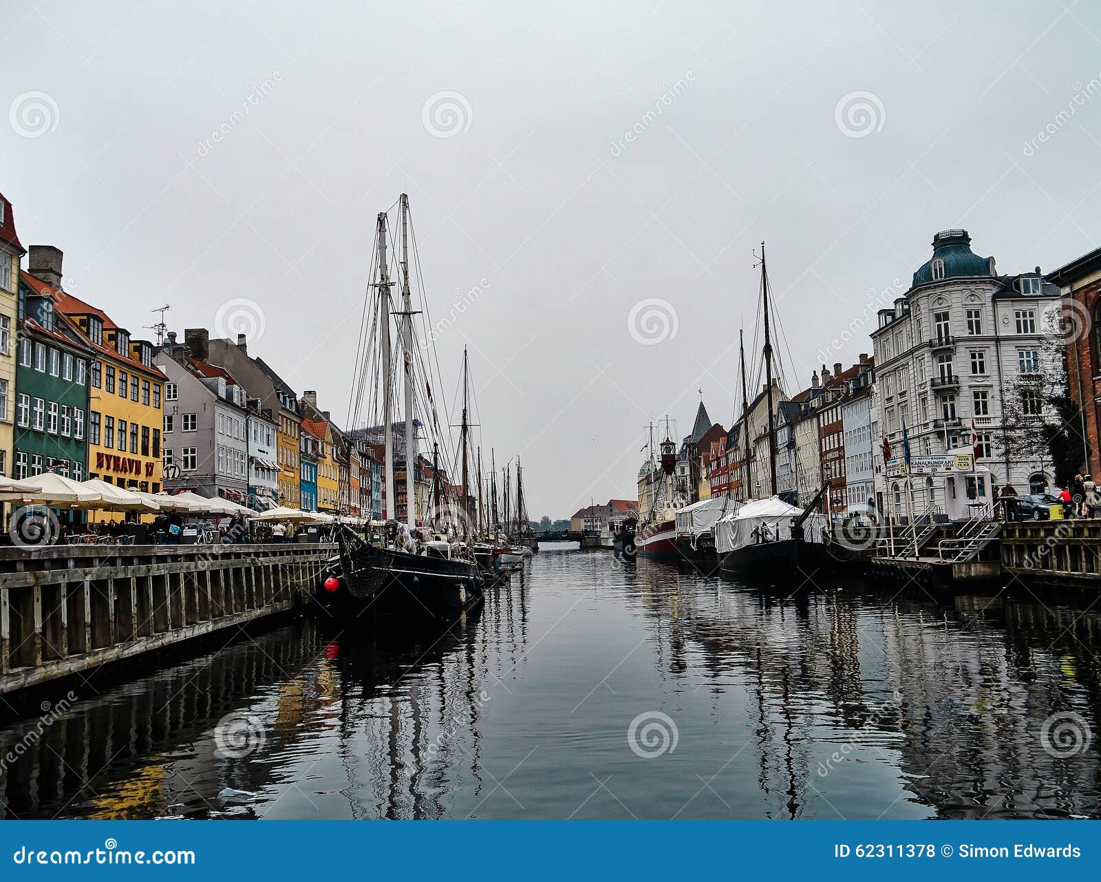 The Harbour at Nyhavn editorial stock photo. Image of copenhagen - 62311378