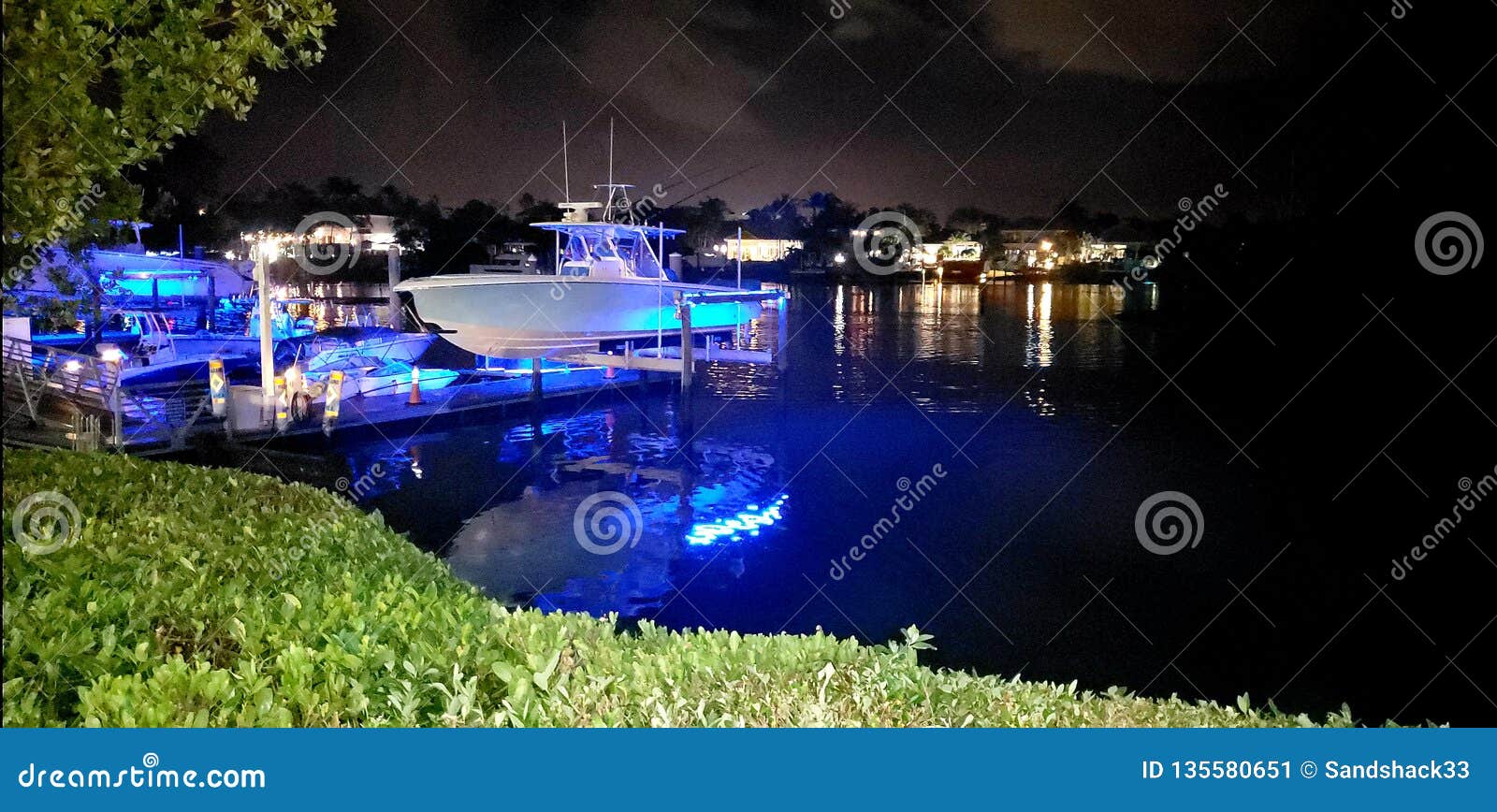 Harbourside Place Marina stock image. Image of boats - 135580651