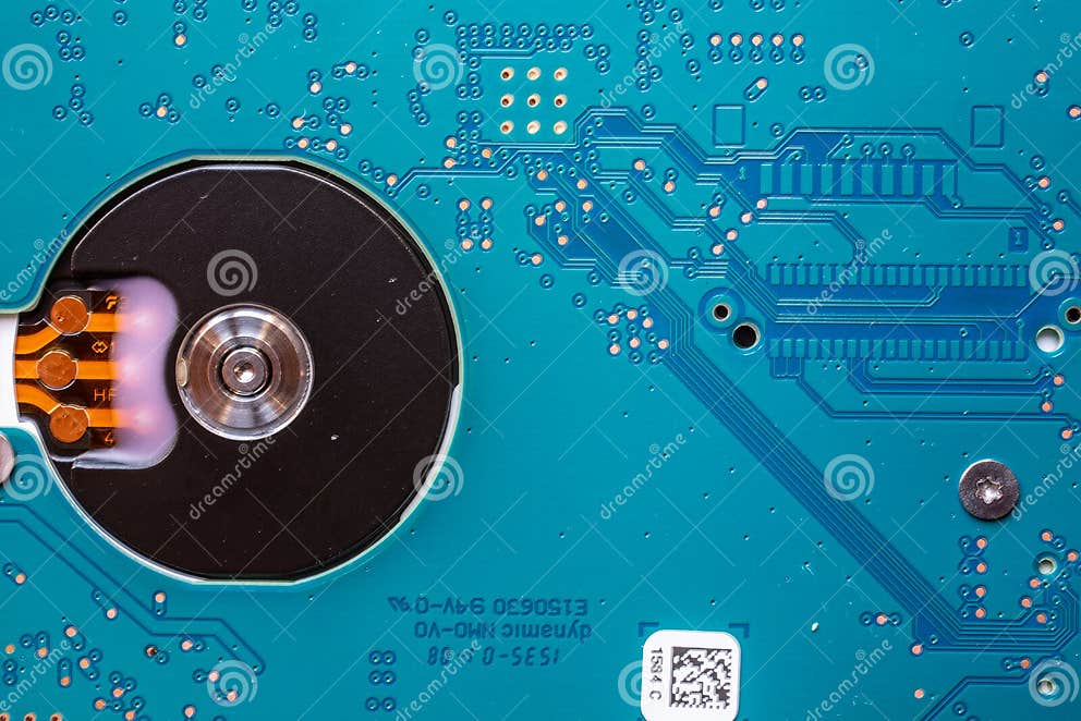 Hard disk with tracks editorial image. Image of round - 191651475