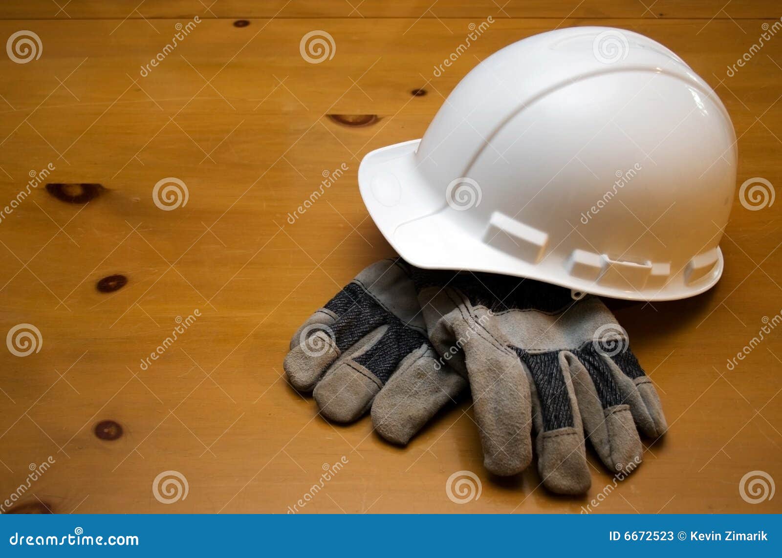 Hard Hat Construction Picture. Image: 6672523