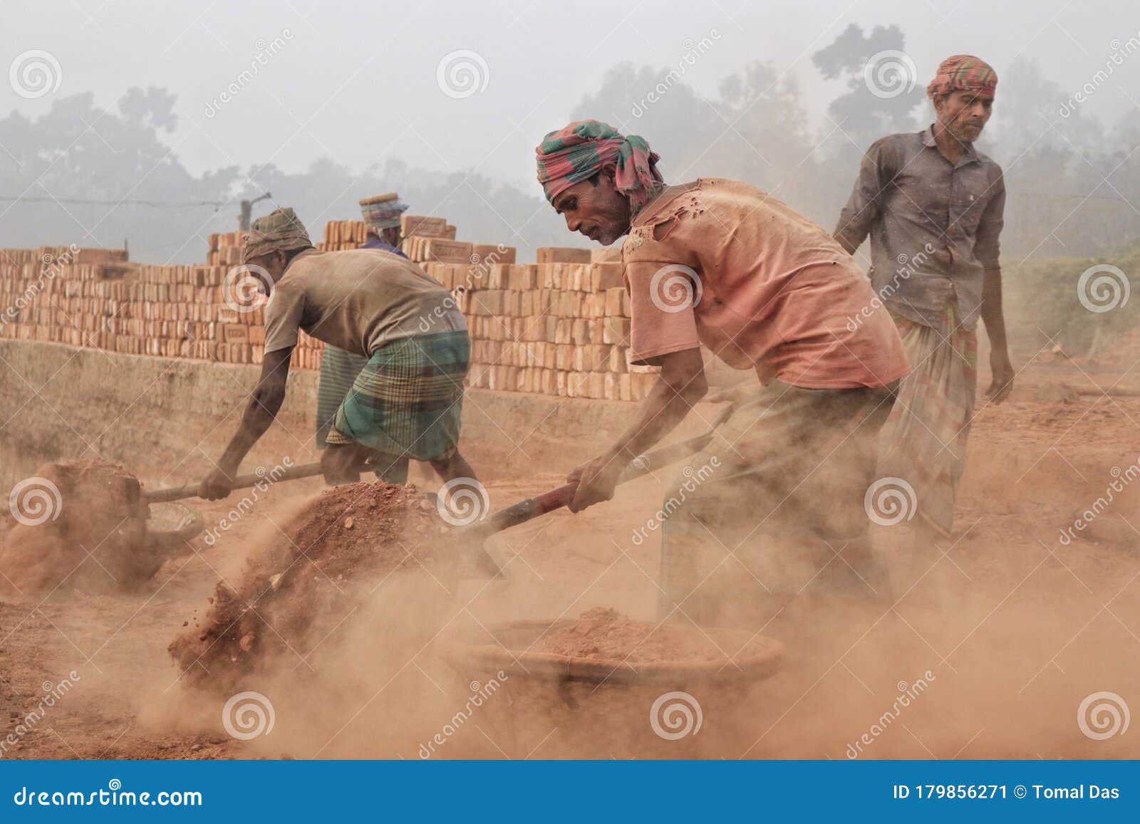 Hard labour at brick field editorial photo. Image of brick - 179856271