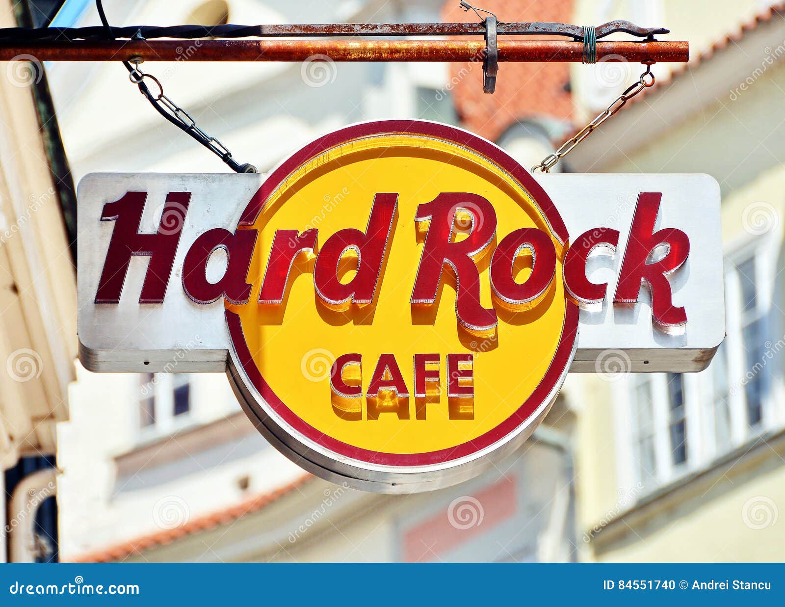 Hard rock cafe editorial image. Image of hard, establishment - 84551740