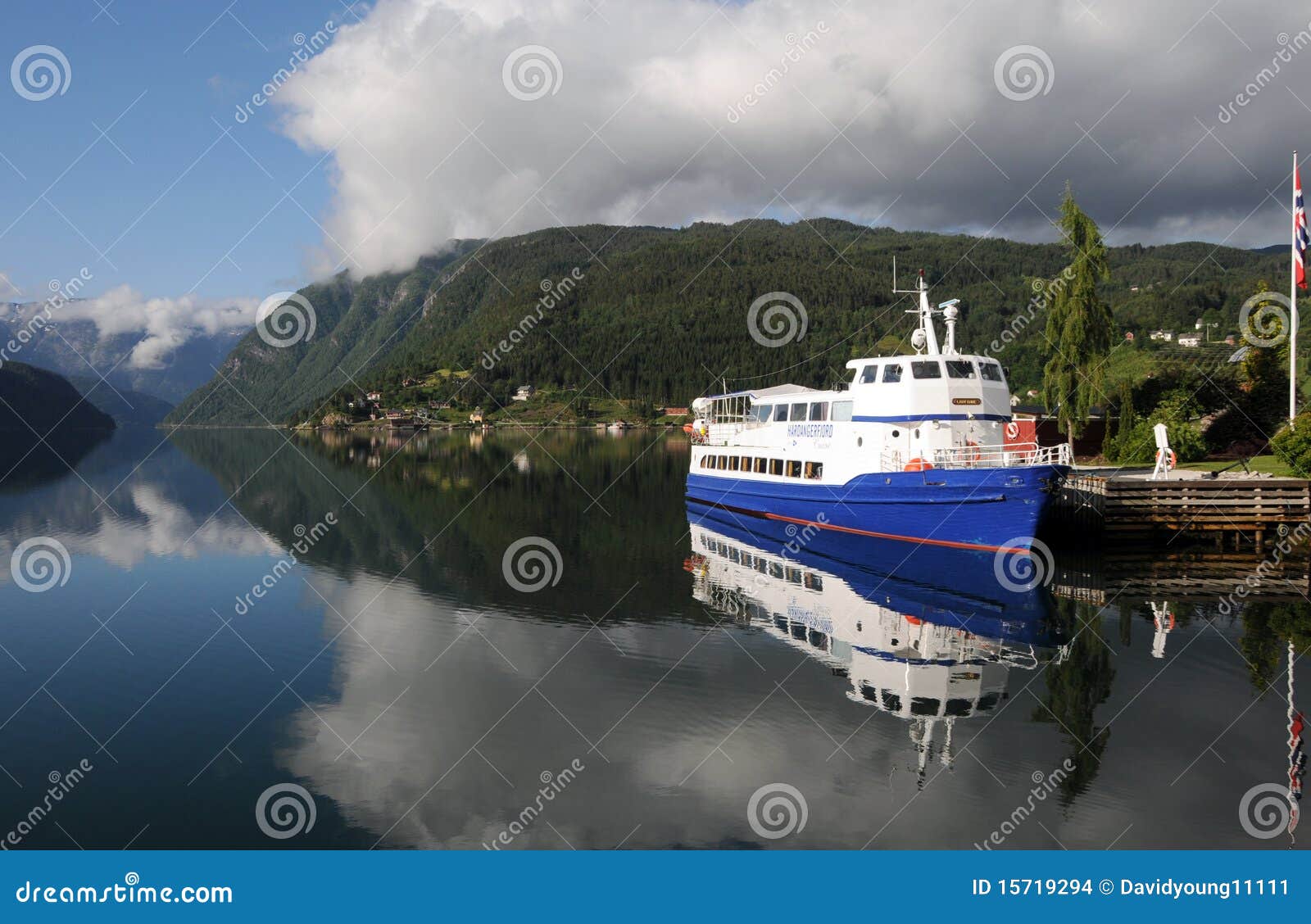 Hardangerfjord, Ulvik stock photo. Image of norway, serene - 15719294