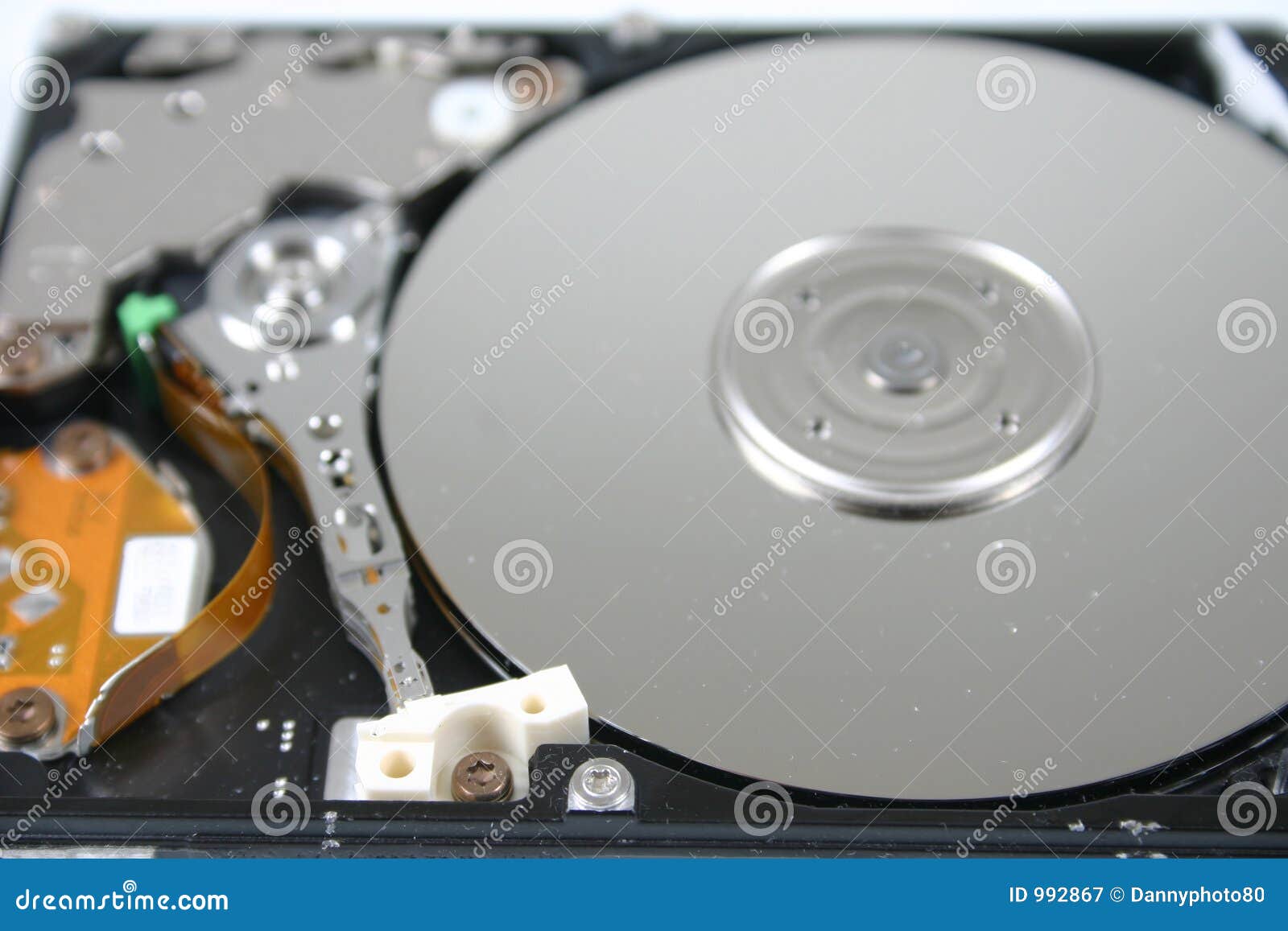 Harde schijf 5 stock afbeelding. Image of schrijf, zilver - 992867