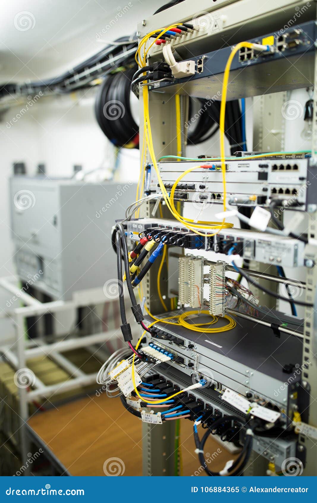 Hardware De Las Telecomunicaciones Tapado Imagen de archivo - Imagen de ...