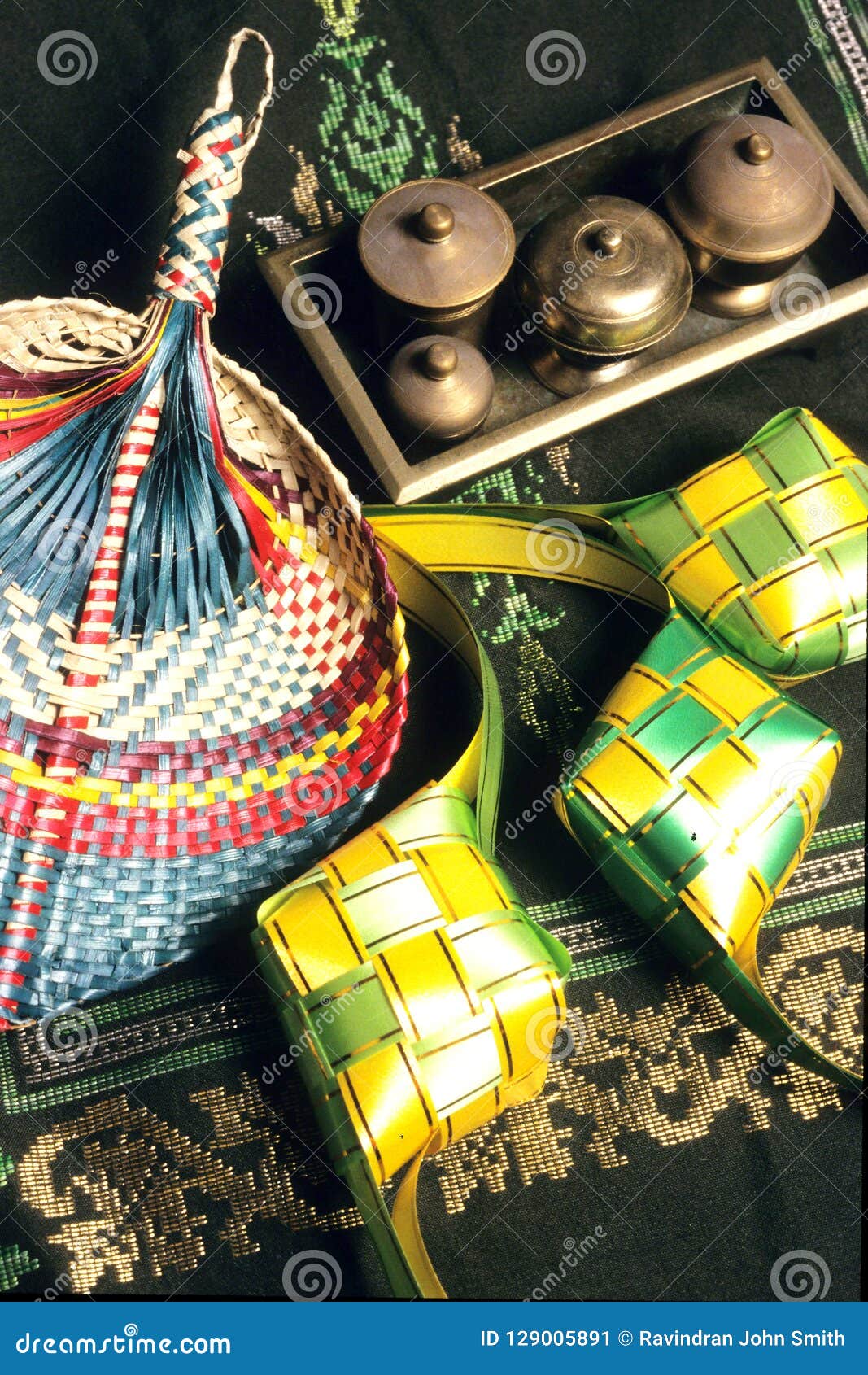 Hari Raya Aidilfitri стоковое изображение. изображение насчитывающей ...