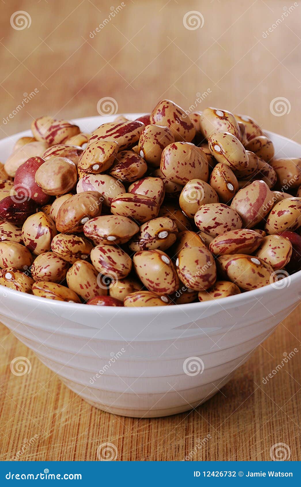 Haricots de Borlotti photo stock. Image du italien, ingrédients - 12426732
