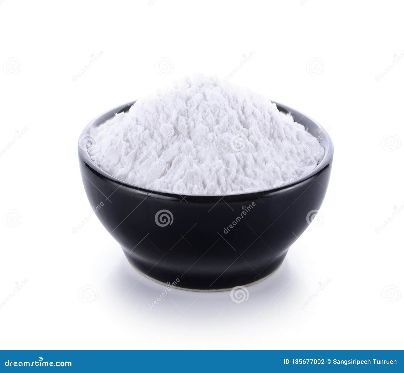 Harina De Tapioca Aislada En Fondo Blanco Foto de archivo - Imagen de ...