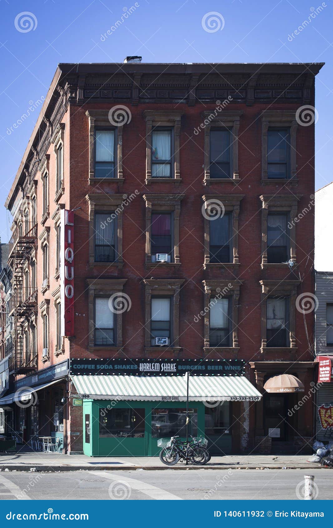 Harlem Corner Buildings in NYC Editorial Photography - Image of food ...