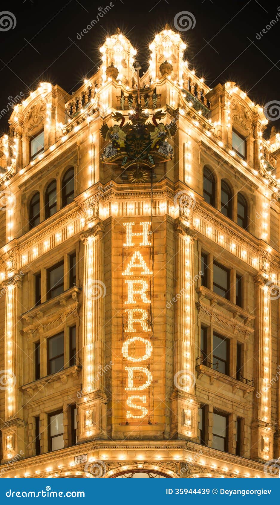 Harrods department store editorial stock image. Image of architecture ...